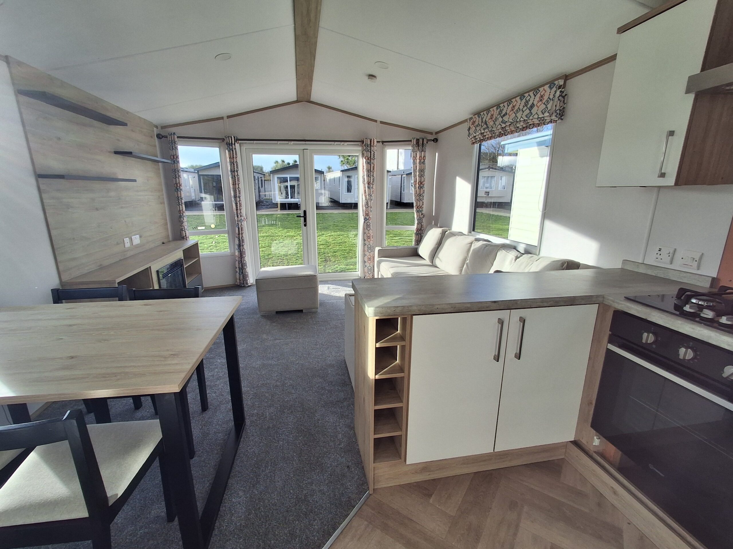 Atlas Chorus 5 2022 : Chestnutt Holiday Parks